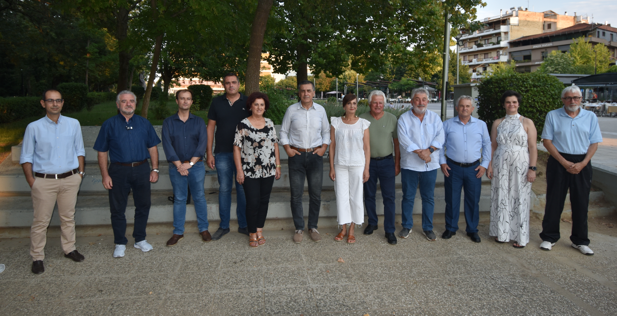 Οι υποψήφιοι Περιφερειακοί Σύμβουλοι του Δημήτρη Κουρέτα στην Π.Ε ...