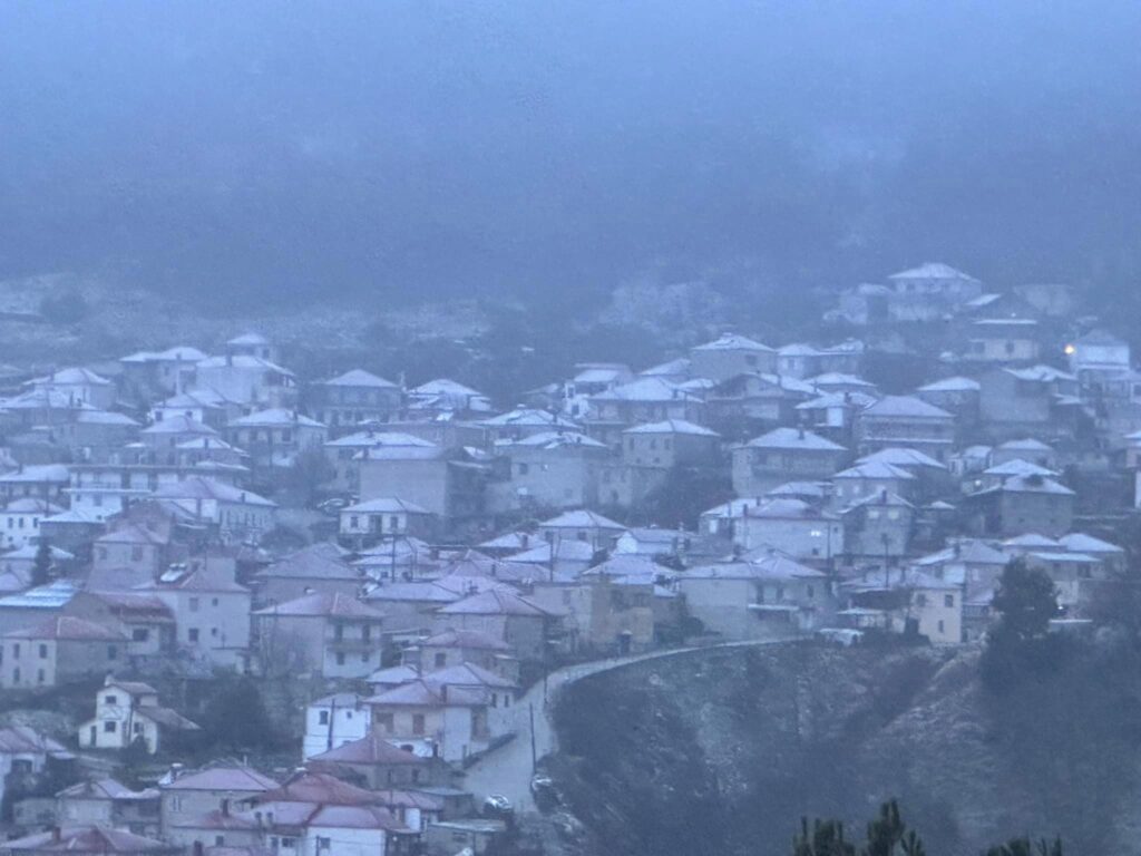 «Έπεσαν» τα πρώτα χιόνια στα ορεινά της Λάρισας (ΦΩΤΟ-ΒΙΝΤΕΟ) - ΝΕΟΣ ΑΓΩΝ
